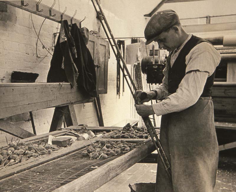 Digital Stroud : Working In Stroud - Cloth Industry - Cloth Preparation ...